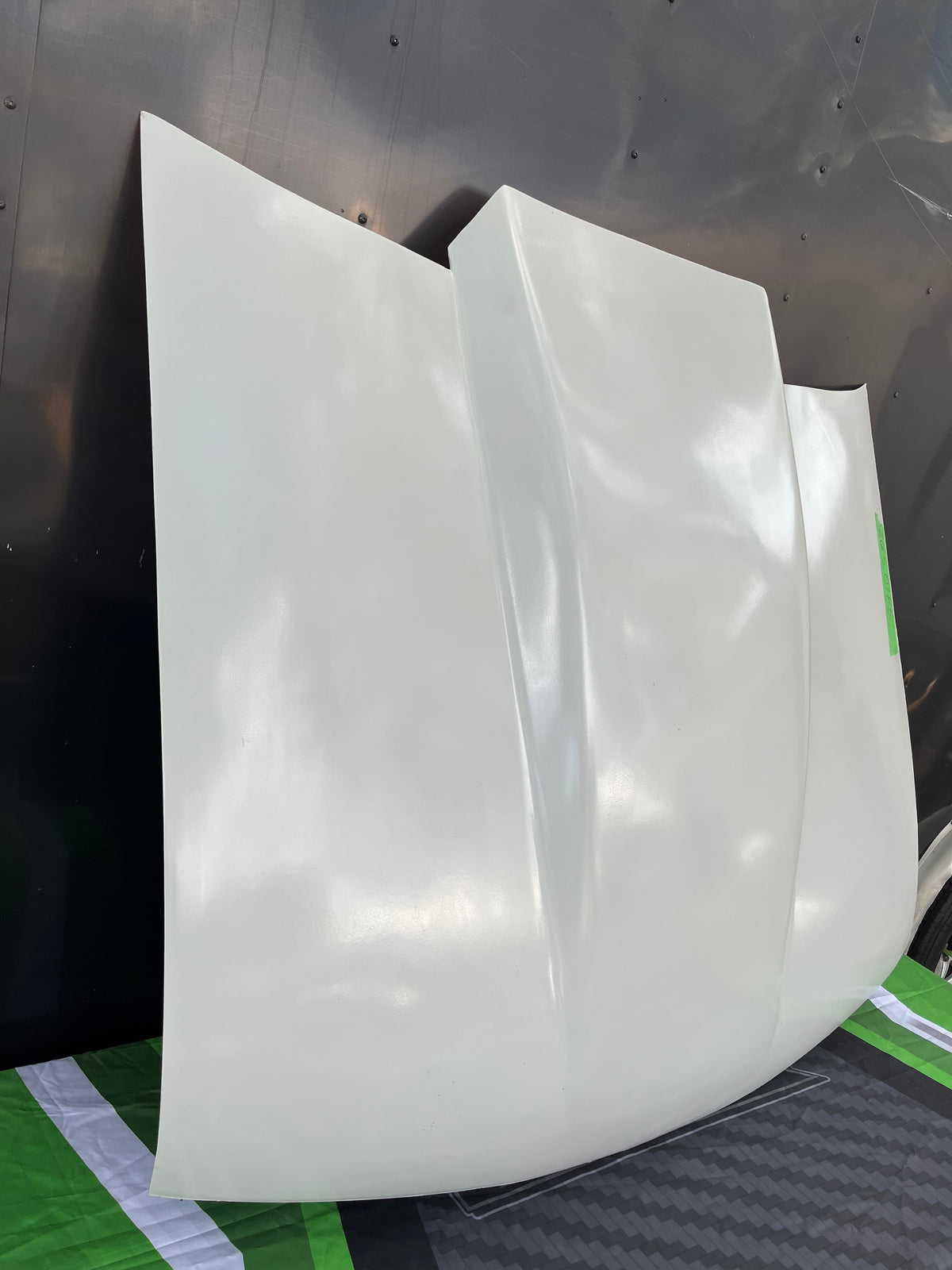 2nd Gen S10 3 ½’’ Cowl Hood — Eric Kenward Racing